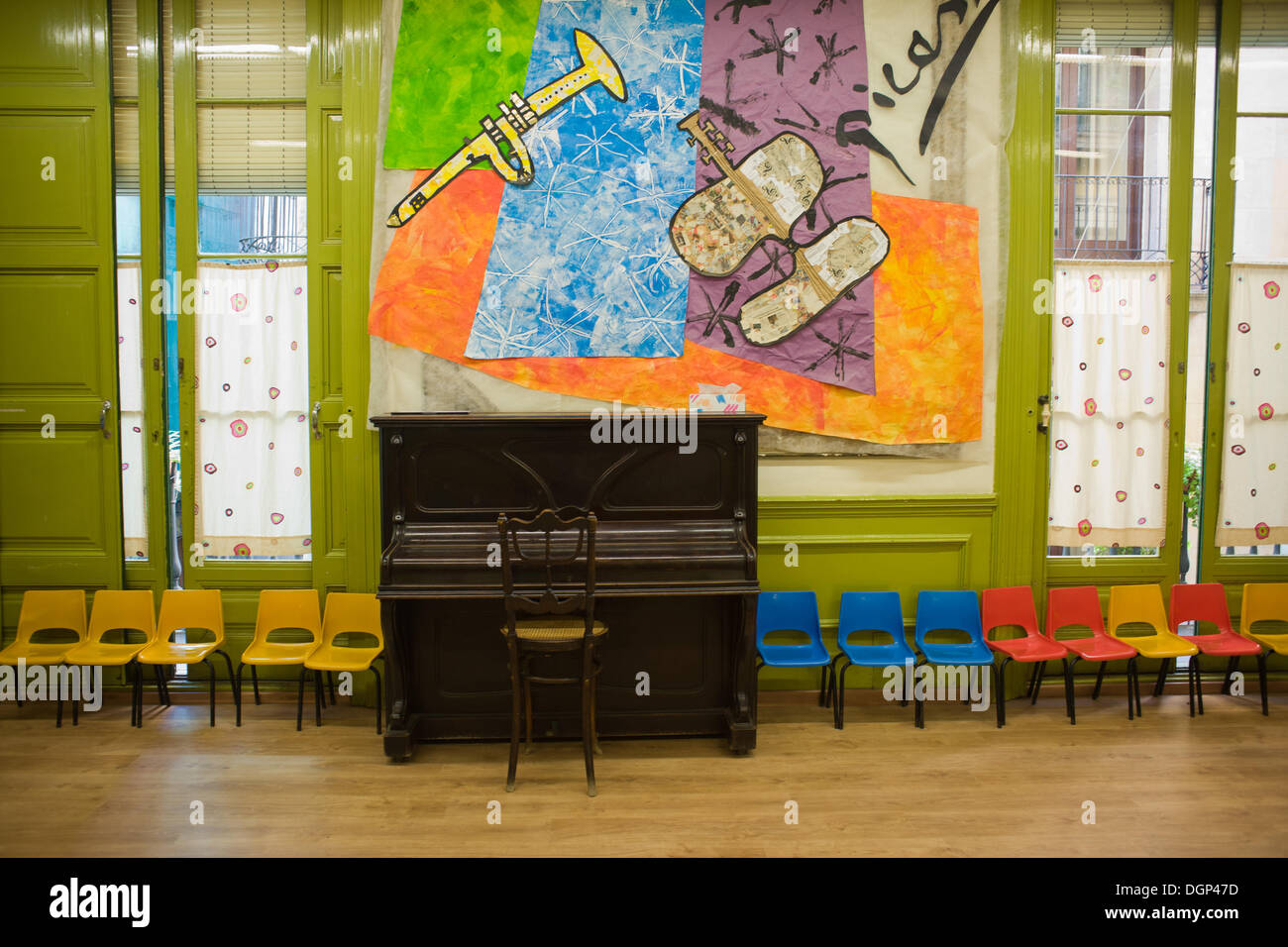 Empty music classroom school in hi-res stock photography and images - Alamy