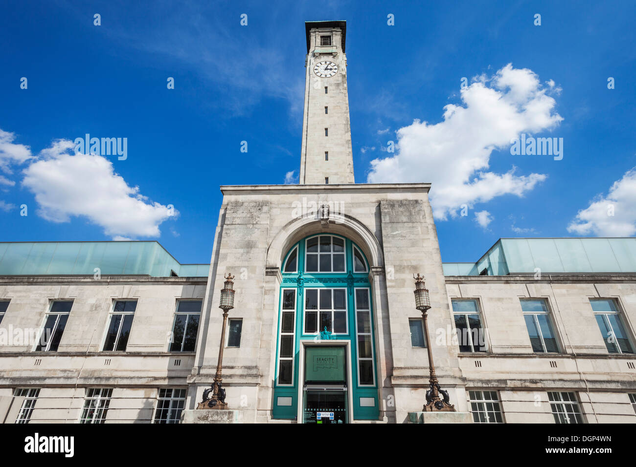 Art deco southampton hi-res stock photography and images - Alamy