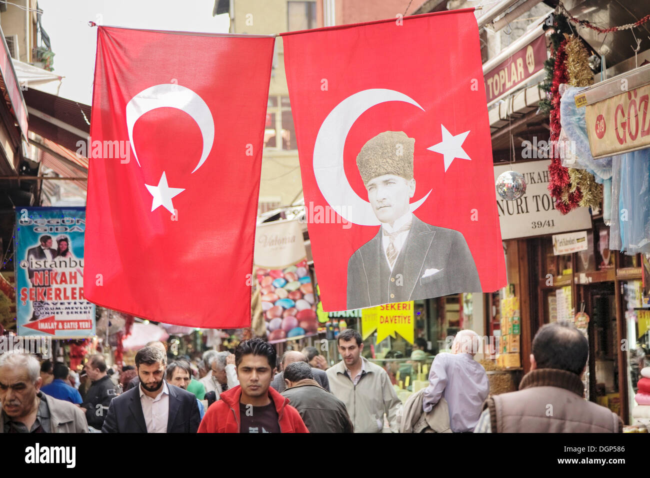 Istanbul Streets High Resolution Stock Photography and Images - Alamy
