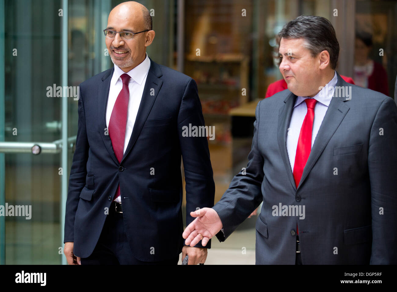 SPD Chairman Sigmar Gabriel (R) and Chairman of the French Socialist ...