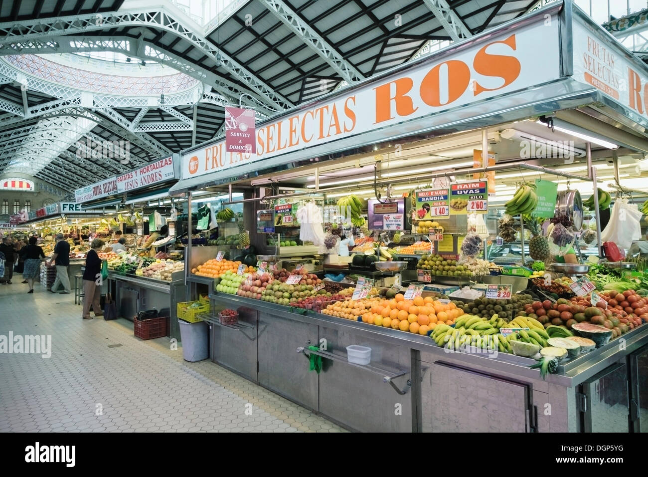 Valencia market hi-res stock photography and images - Alamy