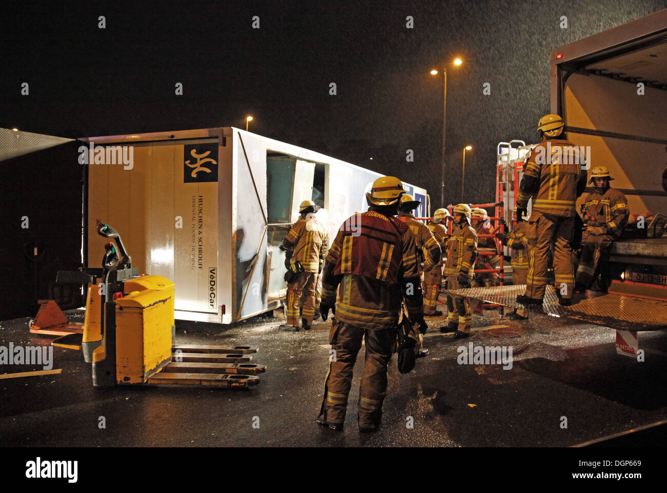 Berlin, Germany, truck accident on Highway 100 in Schoeneberg Stock ...