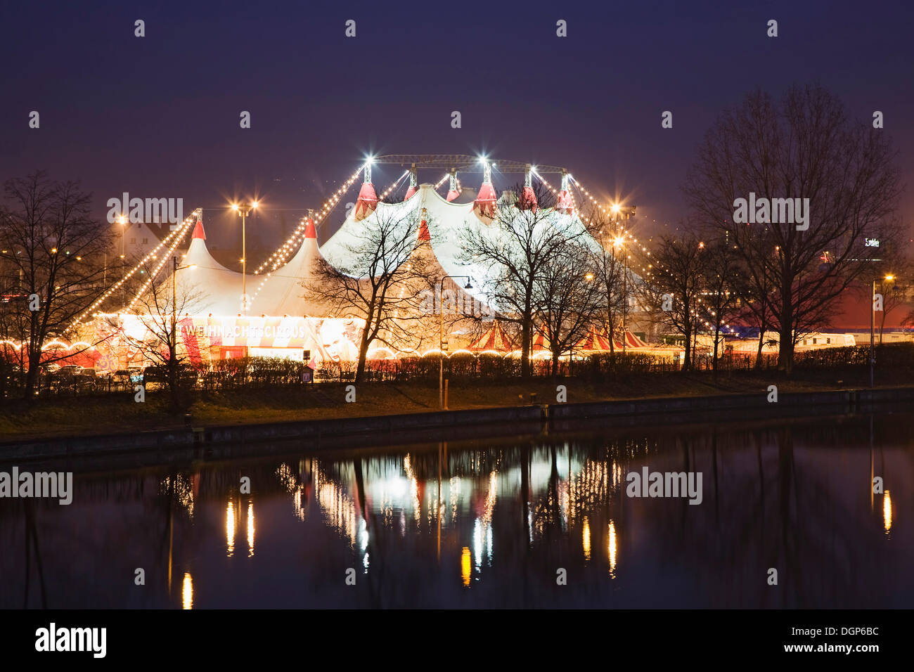 Circus tent at night hi-res stock photography and images - Alamy