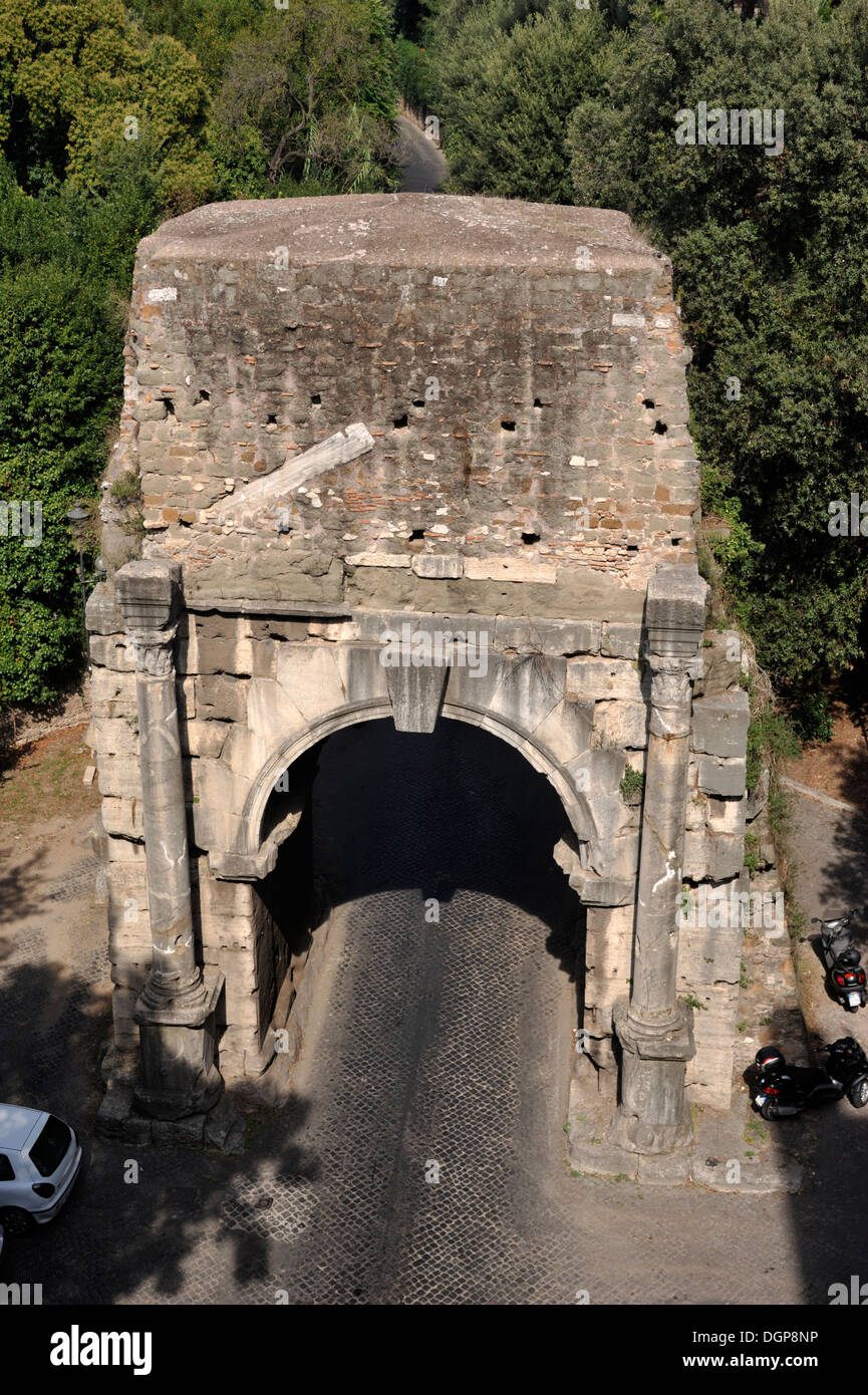 Via porta all arco hi-res stock photography and images - Alamy