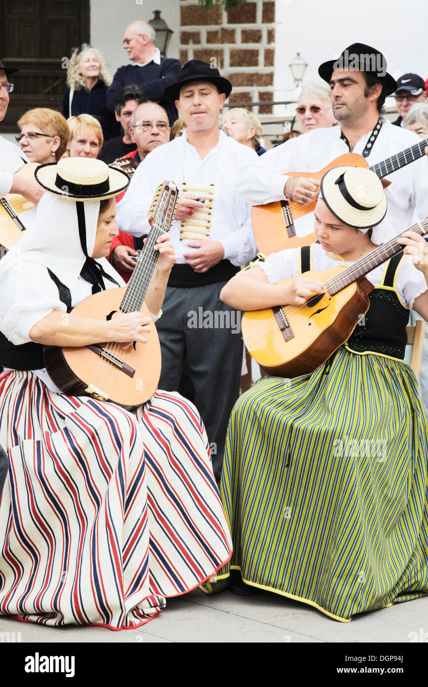 Traditional folk group at the market in Teguise, Lanzarote, Canary ...