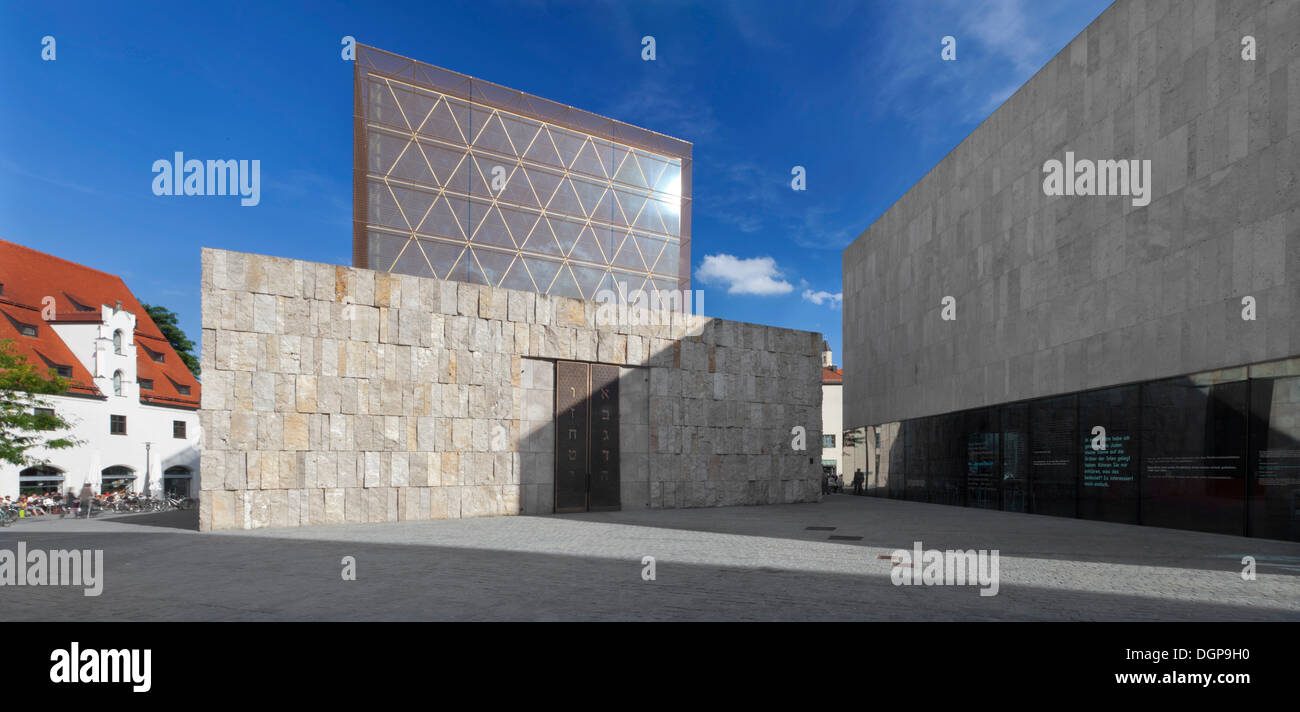 Jewish centre jakobsplatz hi-res stock photography and images - Alamy
