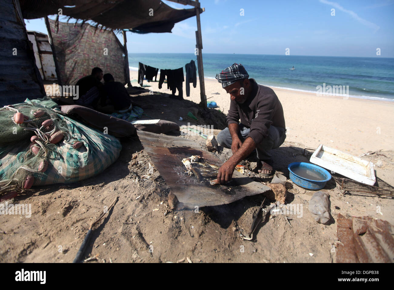 Palestinian fisherman fish hi-res stock photography and images - Alamy
