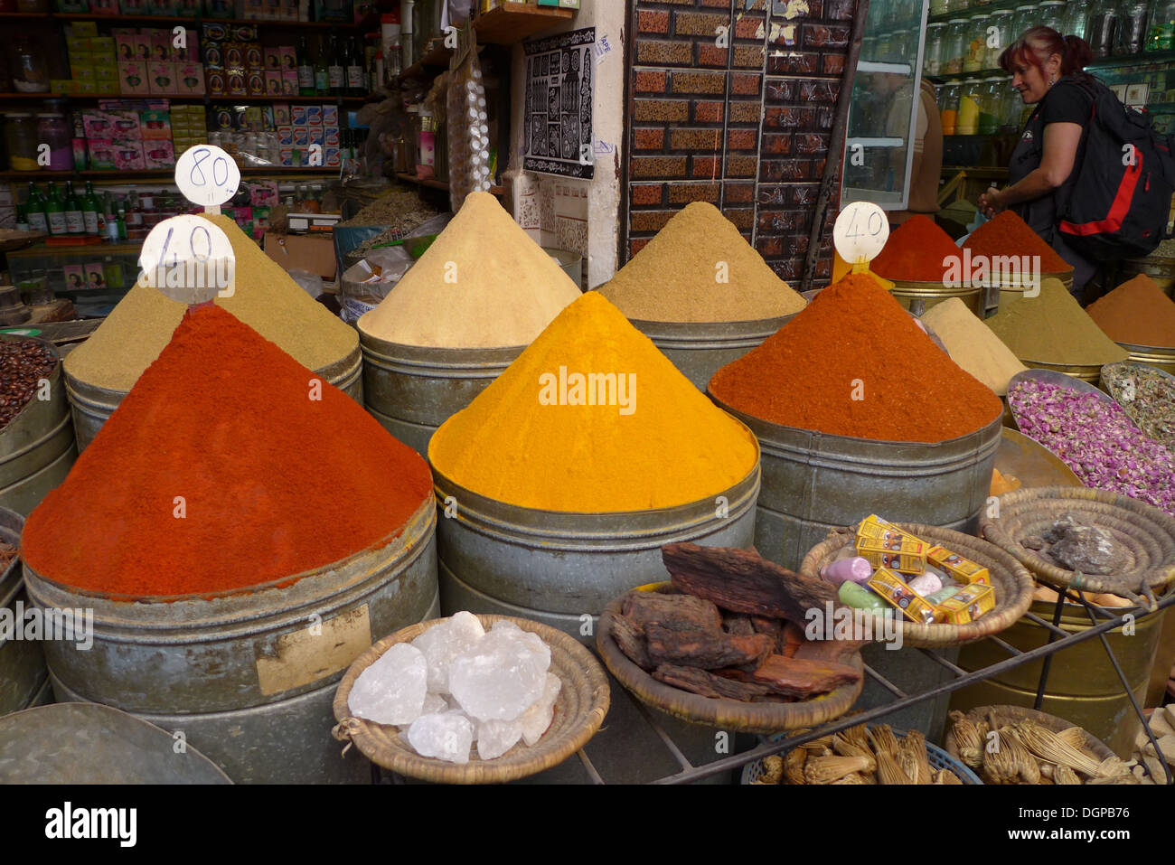 Morocco - Marrakesh Spice shop Stock Photo - Alamy