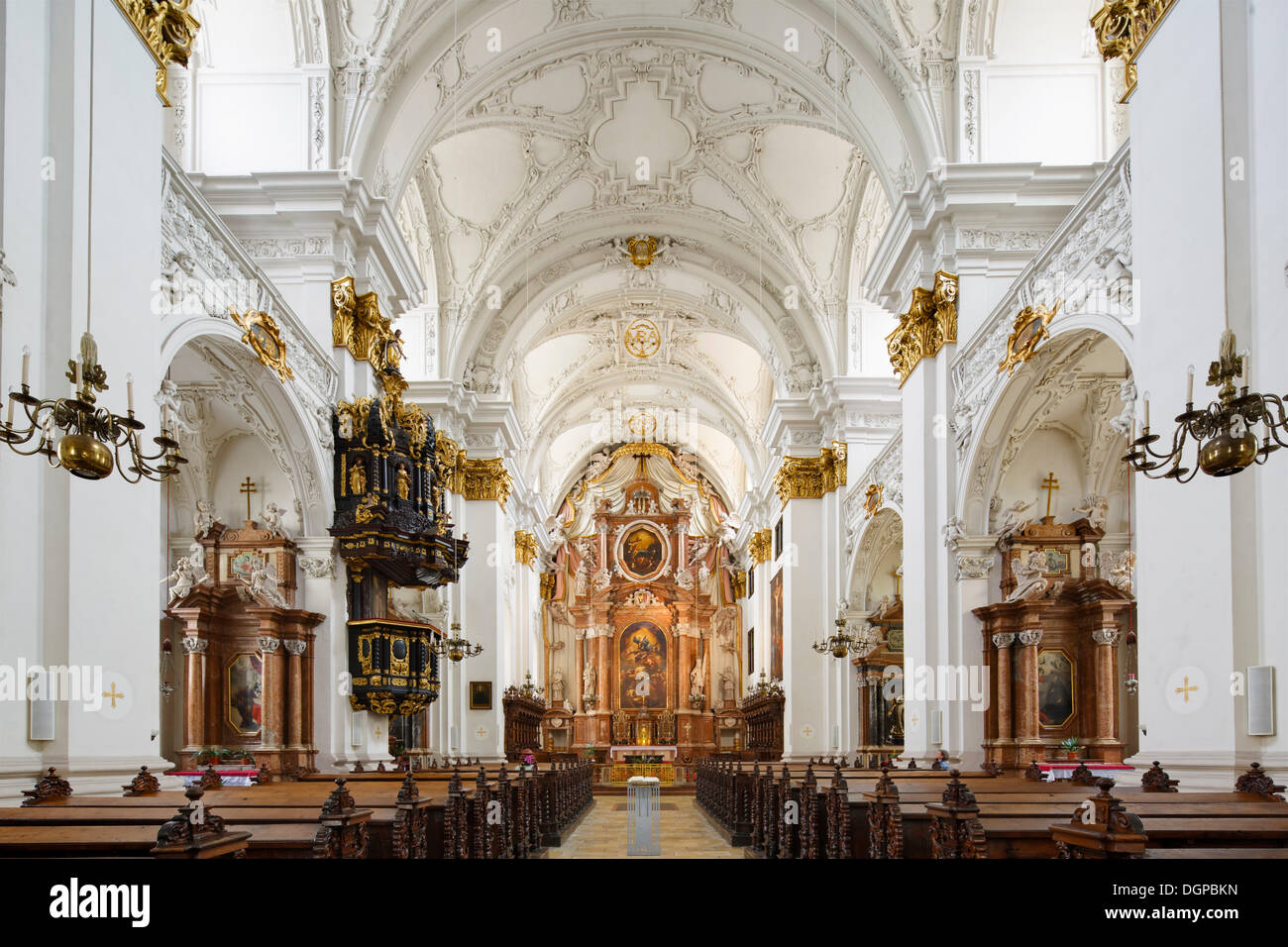 Linz church hi-res stock photography and images - Alamy