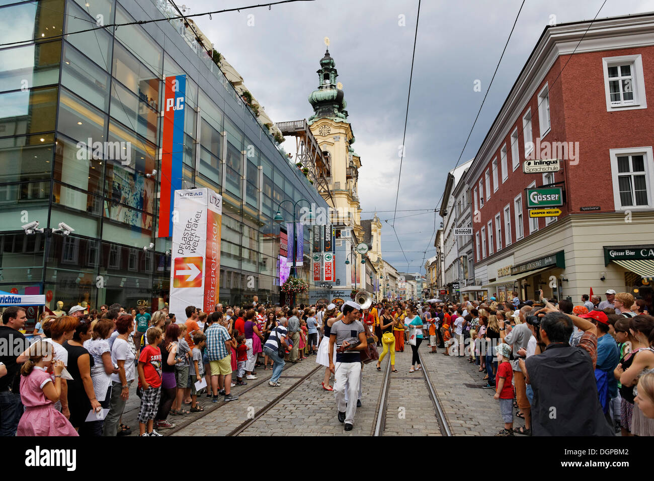Pflasterspektakel street art festival, Landstrasse street and Ursulinenkirche church, Linz ...