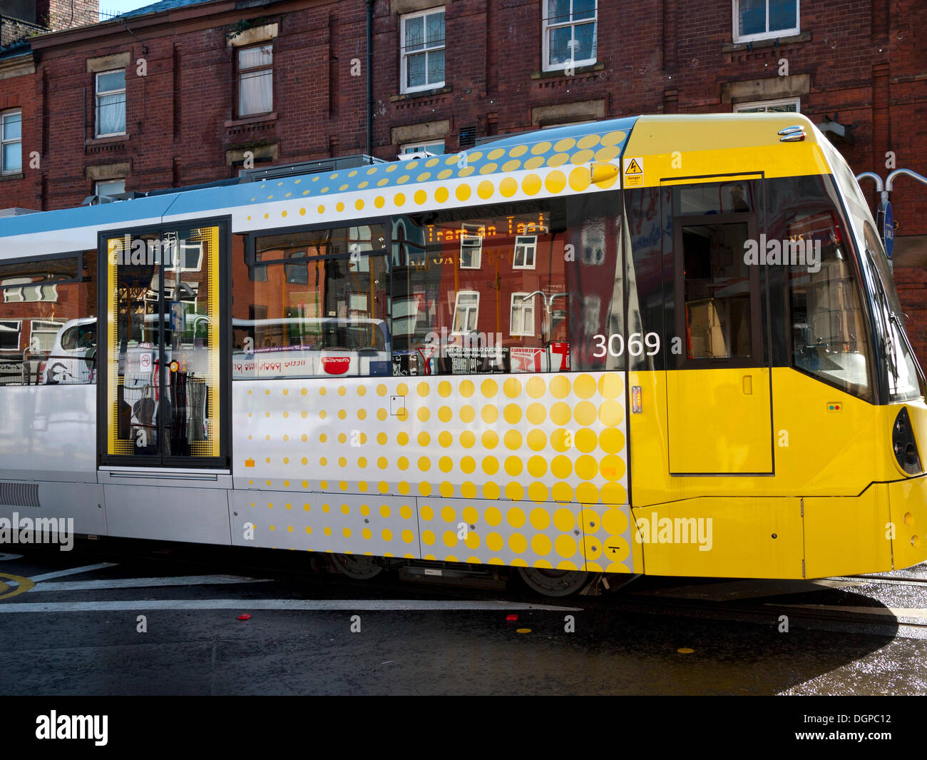 New tramway in oldham hi-res stock photography and images - Alamy
