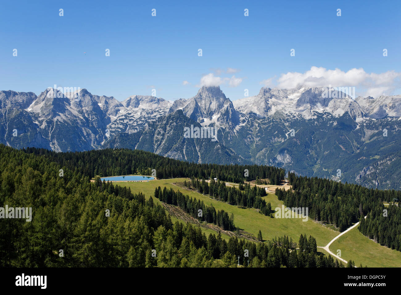 Hutterer Boeden with Spitzmauer mountain and Grosser Priel mountain ...