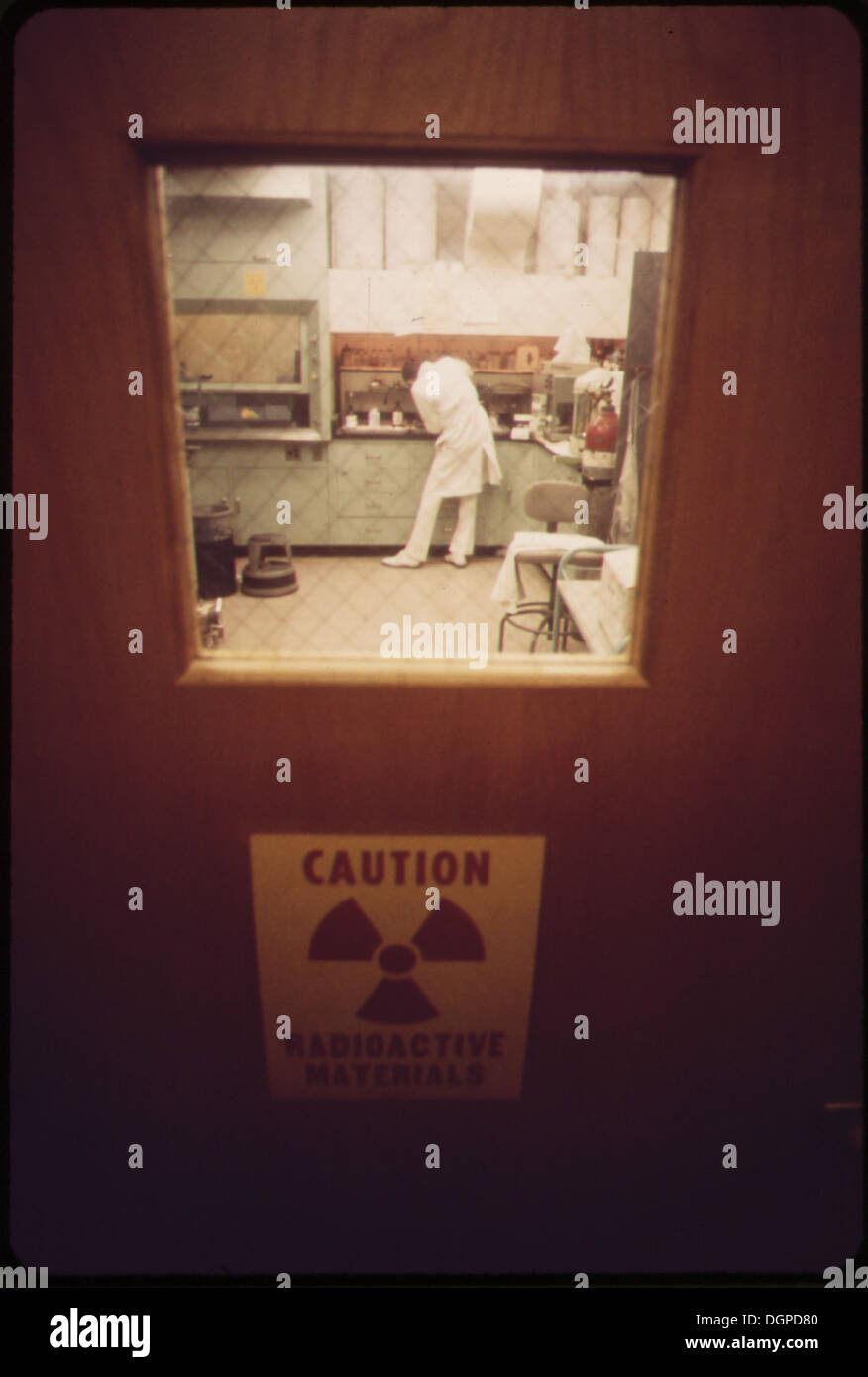 This image shows a laboratory at the EPA's Las Vegas National Research ...