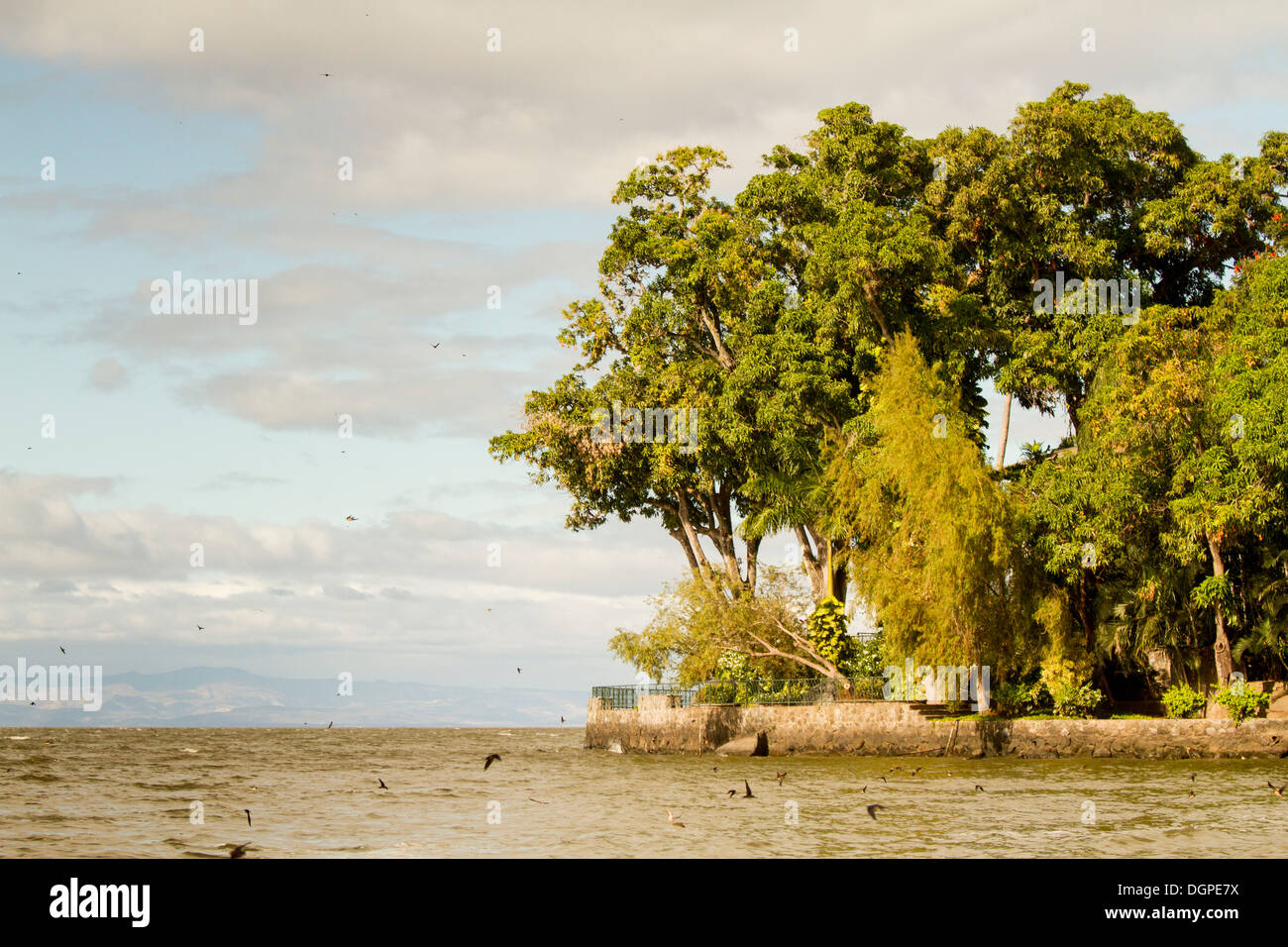 Lago nicaragua hi-res stock photography and images - Alamy