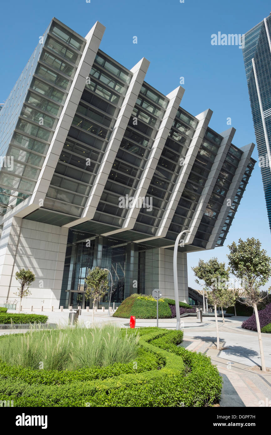Modern Galleria commercial and retail property development at Sowwah ...
