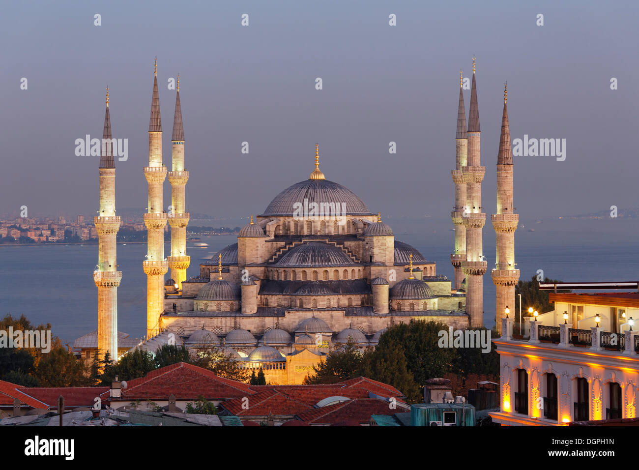 Blue Mosque, Sultan Ahmed Mosque or Sultanahmet Camii, Istanbul, European side, Istanbul ...