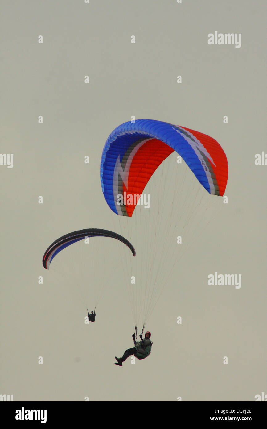 Hope Valley, Derbyshire, UK. 24 Oct 2013. 85-year-old Jack Englert ...