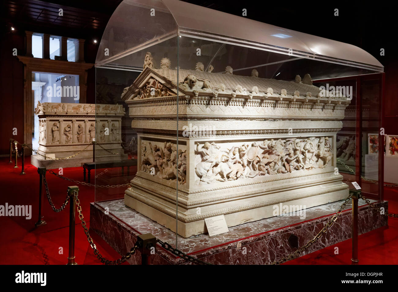 Alexander Sarcophagus, Istanbul Archaeology Museum, Sarayburnu ...