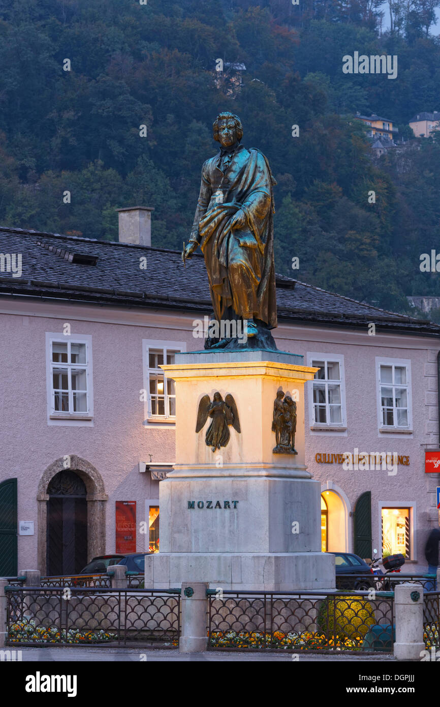 Mozart Monument, Mozartplatz, Altstadt, Salzburg, Salzburg State ...