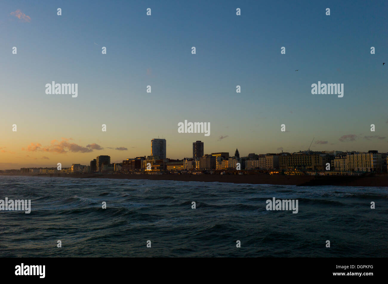 Illuminated seafront buildings hi-res stock photography and images - Alamy