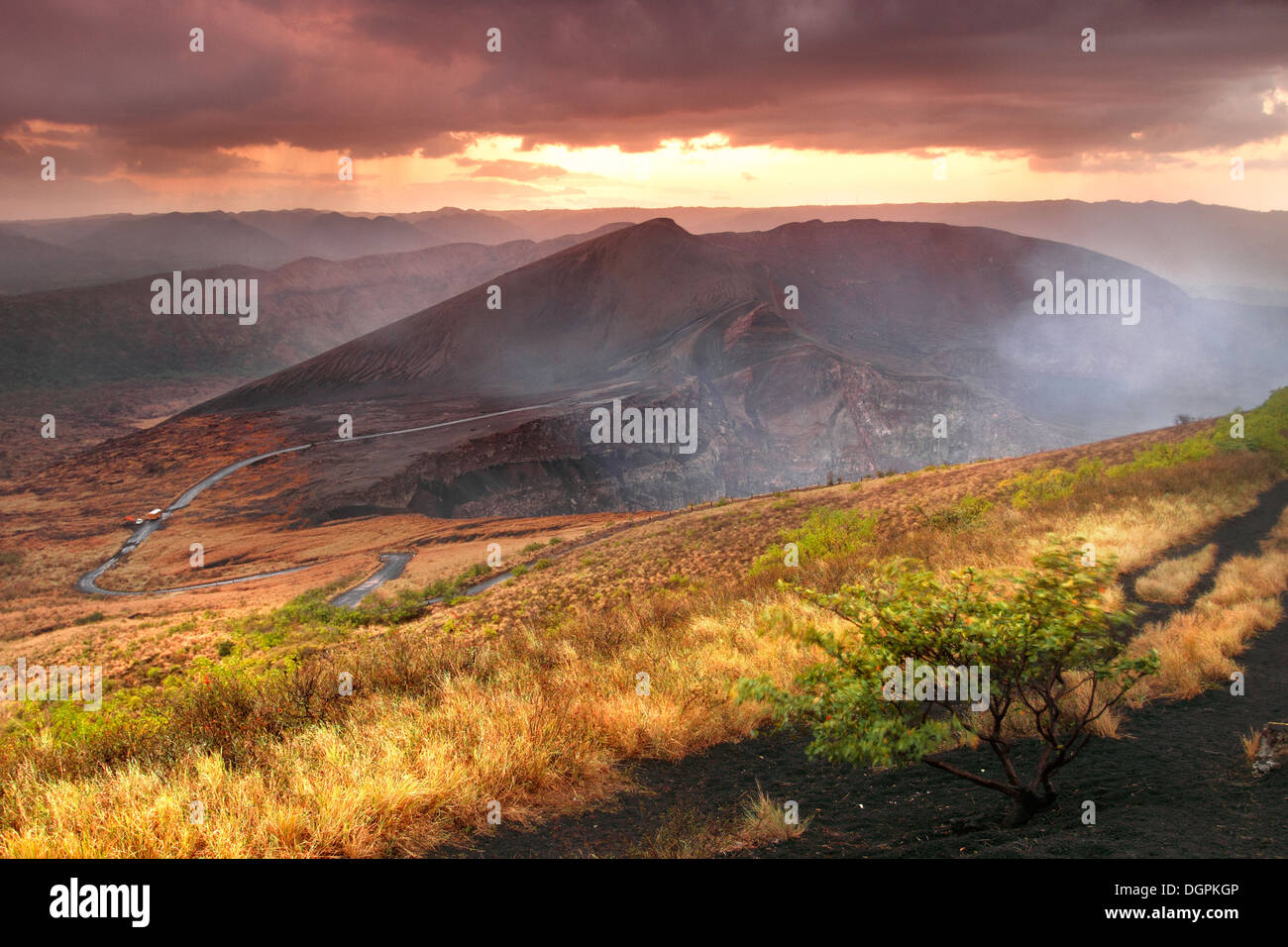 Santiago crater, Masaya volcano, Nicaragua Stock Photo - Alamy