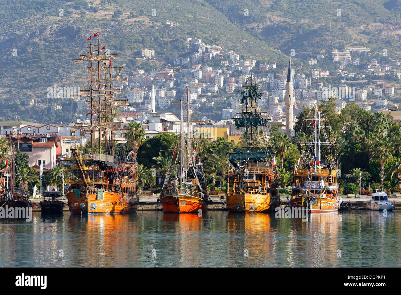 Oceans riviera hi-res stock photography and images - Alamy
