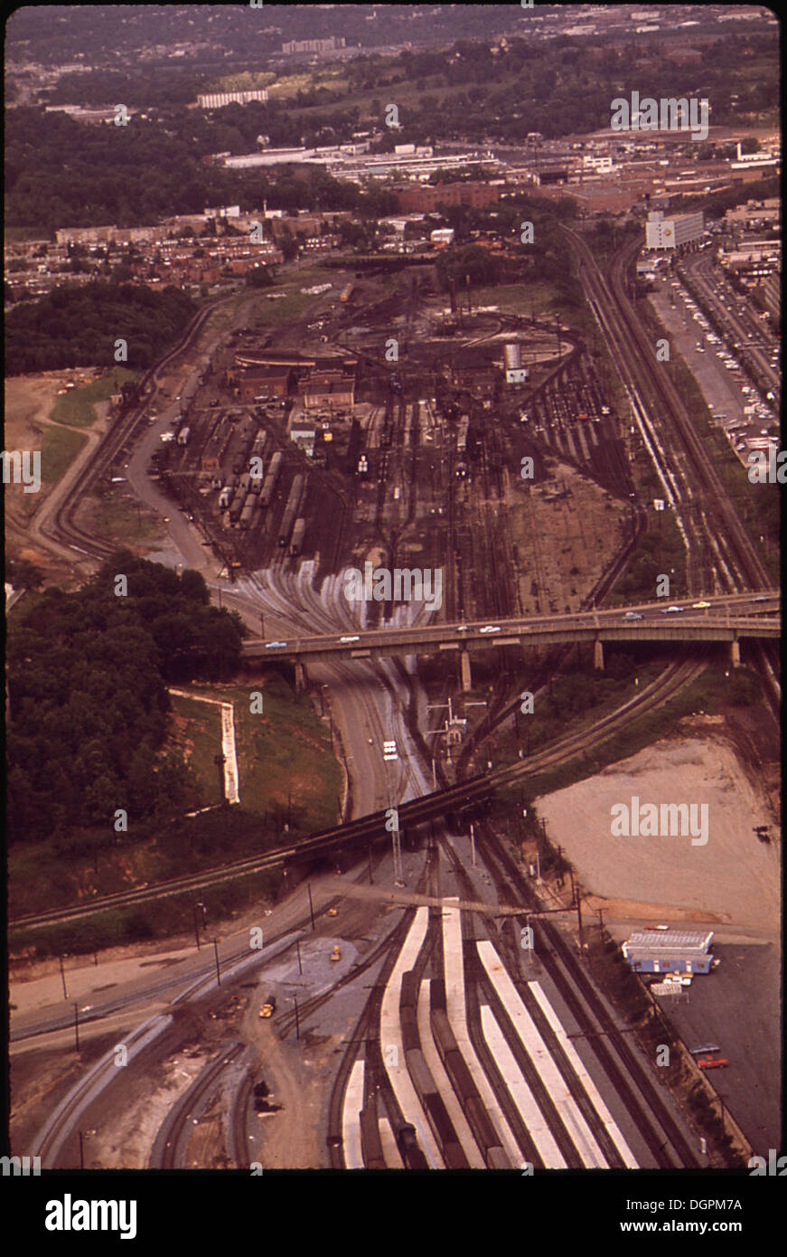 Railroad yards hi-res stock photography and images - Alamy