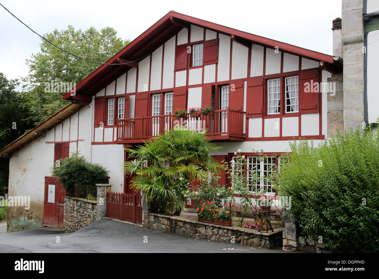 Basque village of Ainhoa Stock Photo - Alamy