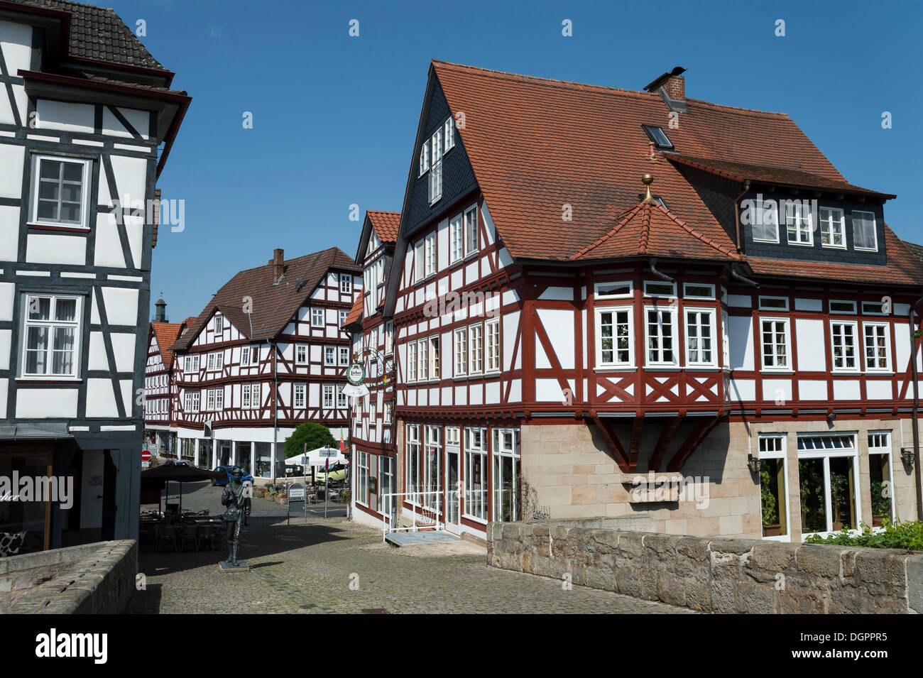 Half-timbered houses, Bartenwetzer Bruecke bridge, Melsungen, North ...