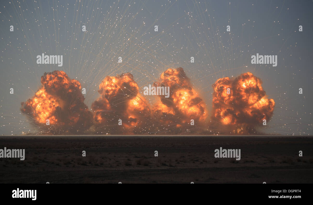 Boom bang a bang hi-res stock photography and images - Alamy
