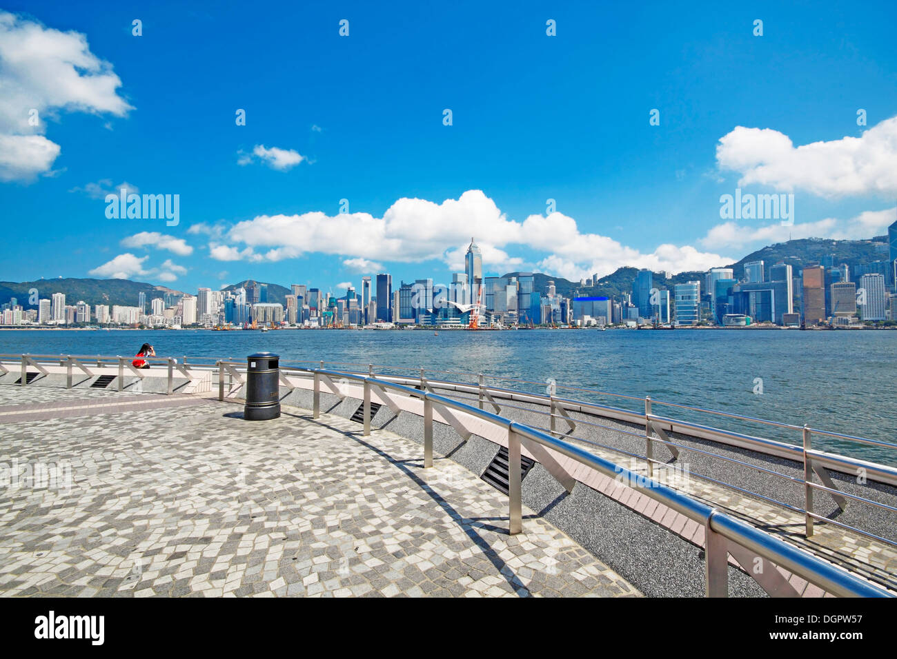 Hong kong waterfront buildings hi-res stock photography and images - Alamy
