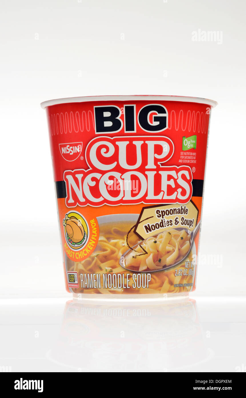 Chicken flavour instant noodles hi-res stock photography and images - Alamy