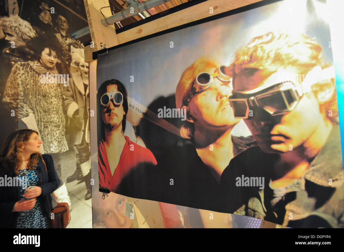 40th anniversary exhibition hi-res stock photography and images - Alamy