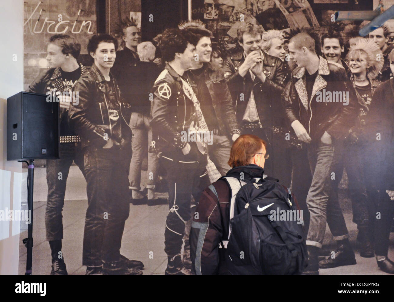 London punk rockers hi-res stock photography and images - Alamy