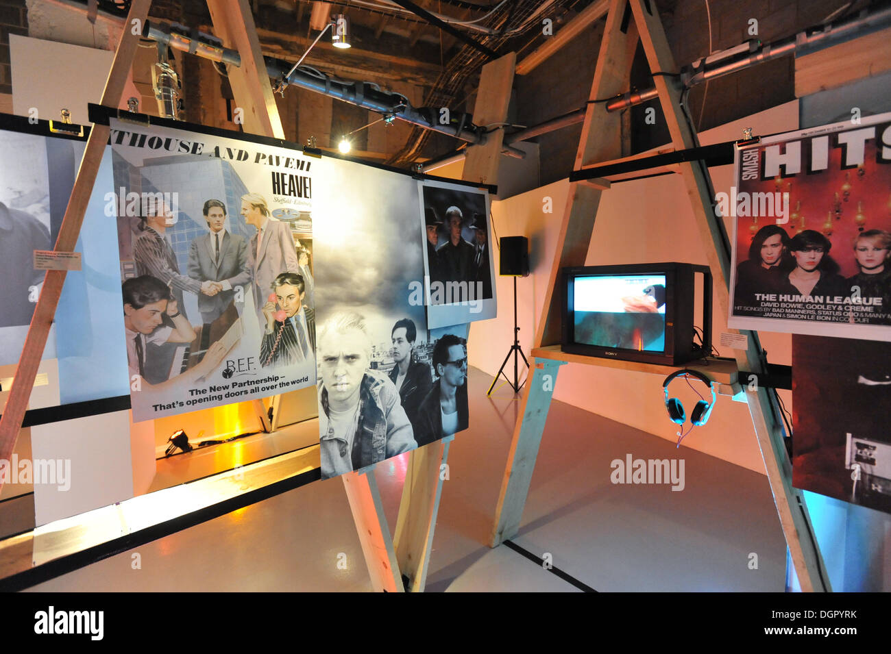 40th anniversary exhibition hi-res stock photography and images - Alamy