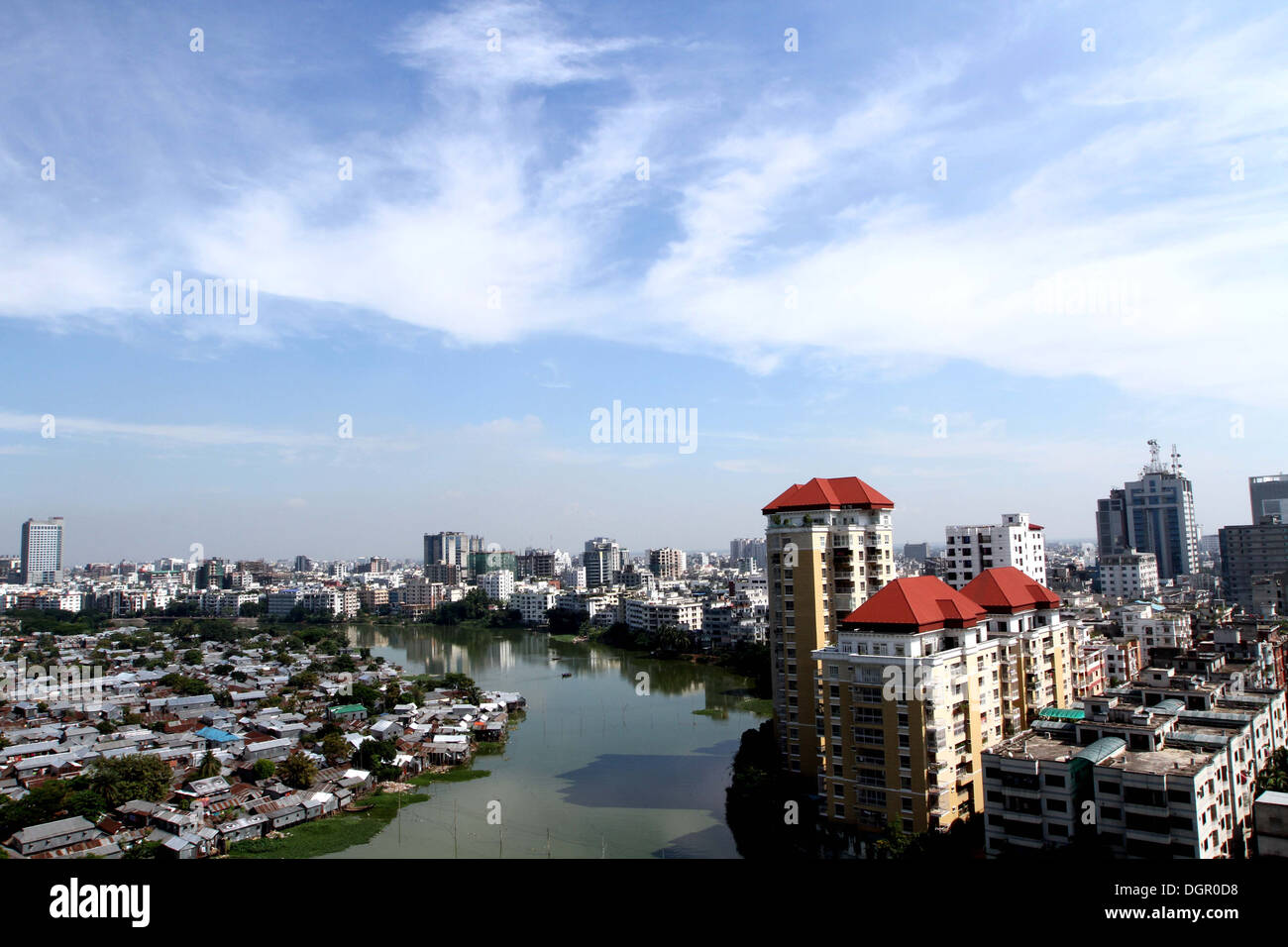 A general view of a korail slum in Dhaka on 24 October 2013 Stock Photo ...