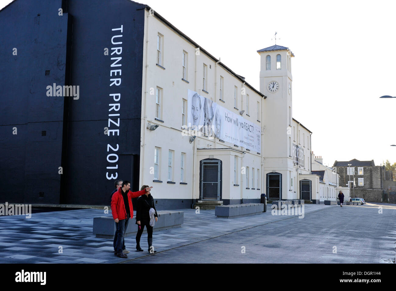 The venue derry hi-res stock photography and images - Alamy