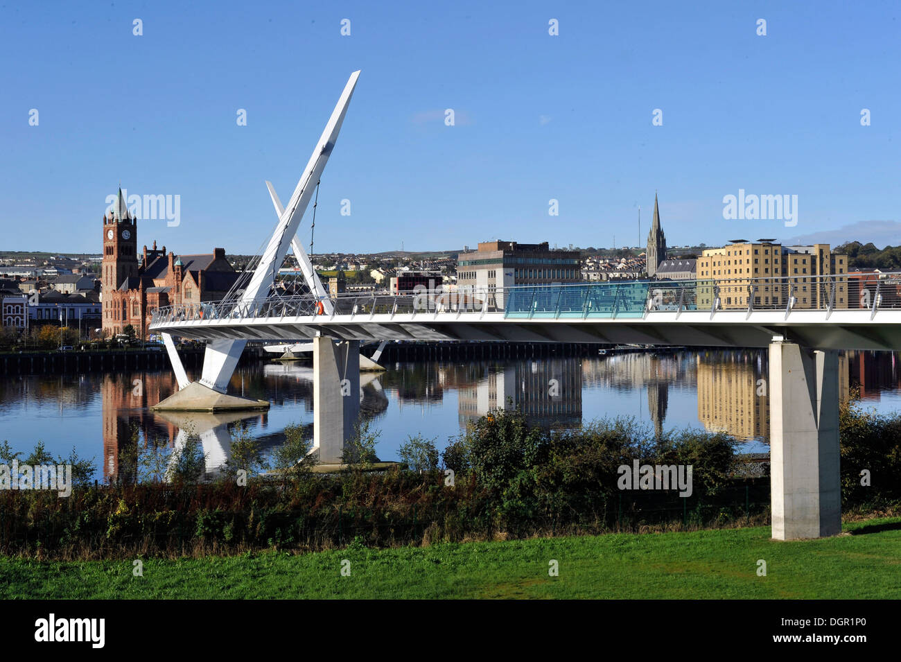 The Peace Bridge is a cycle and foot bridge across the River Foyle ...
