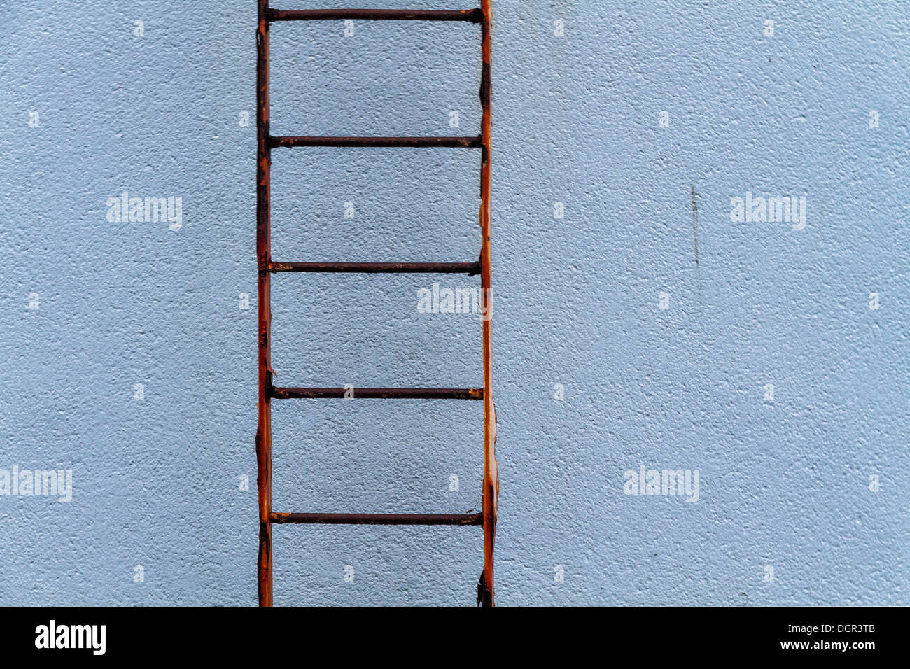 Rusty Ladder Stock Photos & Rusty Ladder Stock Images - Alamy