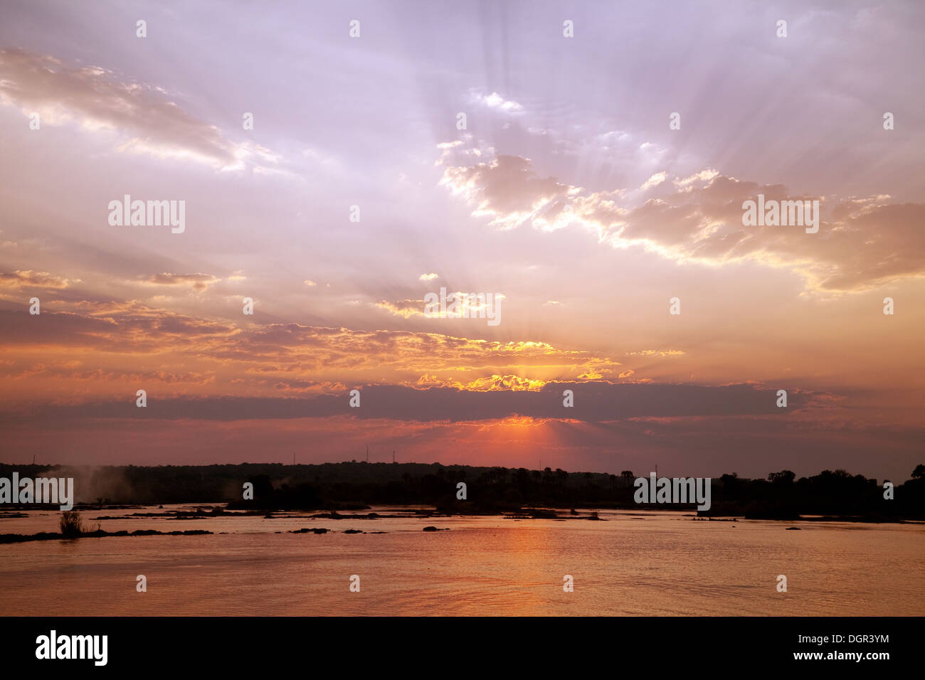 African sunset colours hi-res stock photography and images - Alamy