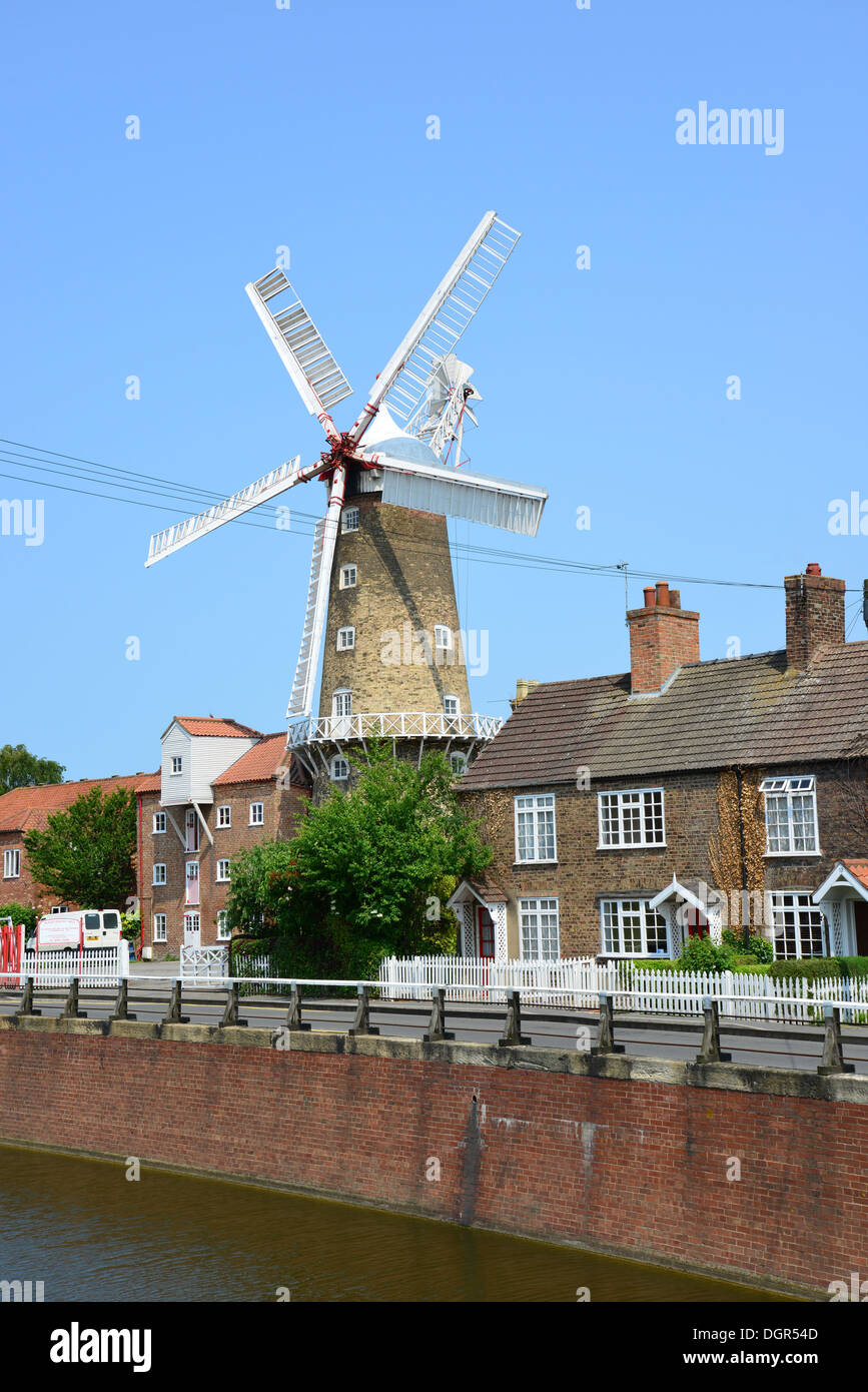 19th century Maud Foster Tower Windmill, Boston, Lincolnshire, England ...