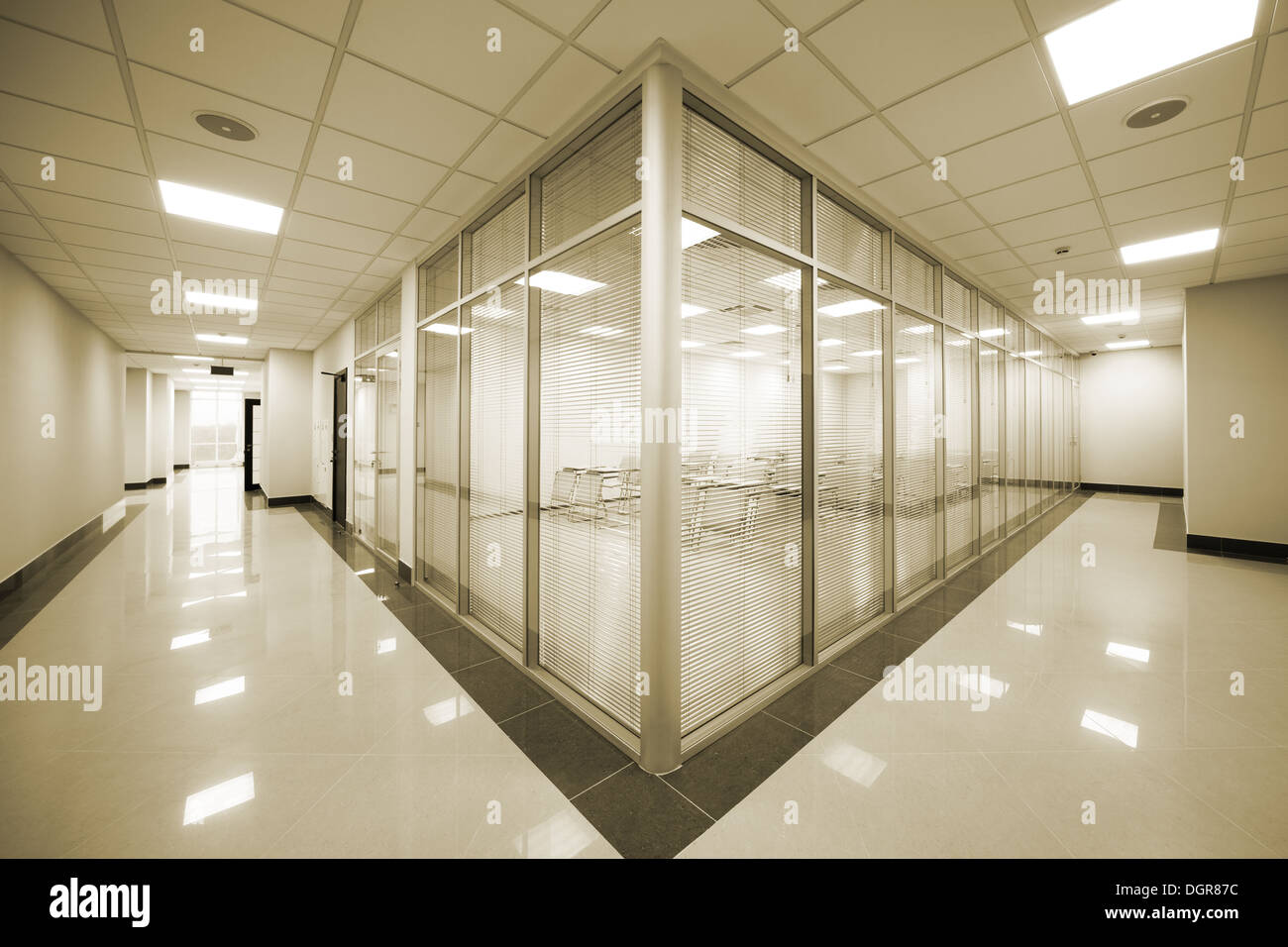 Office cubicle corridor hi-res stock photography and images - Alamy