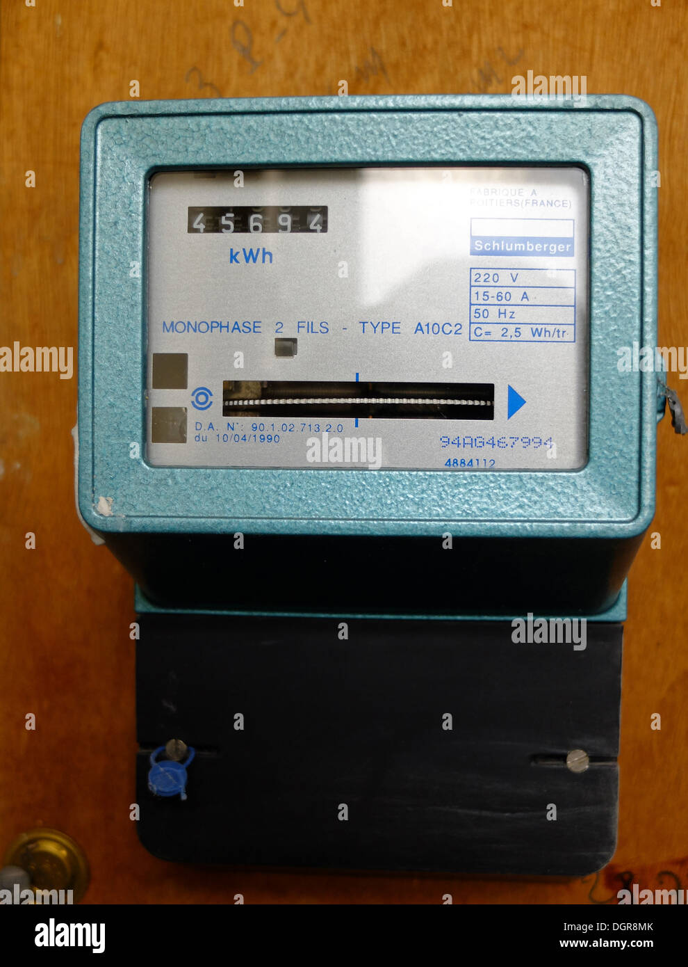 Old electric meter hi-res stock photography and images - Alamy