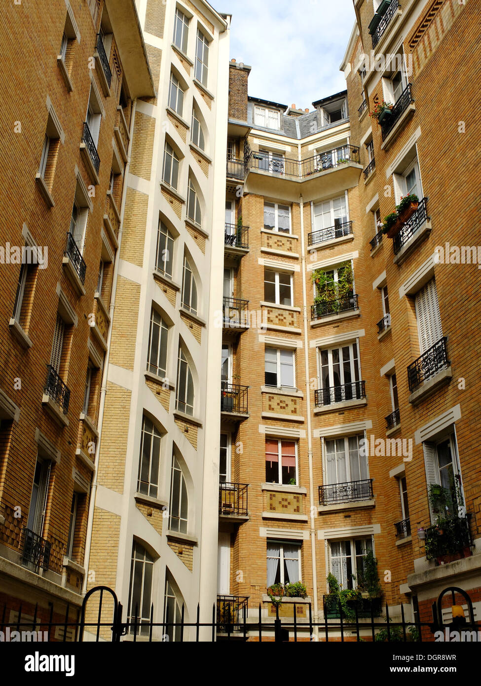Old brick building,rue Blainville,Paris,France Stock Photo - Alamy
