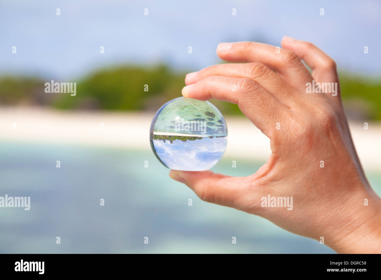 Hand holding ball hi-res stock photography and images - Alamy