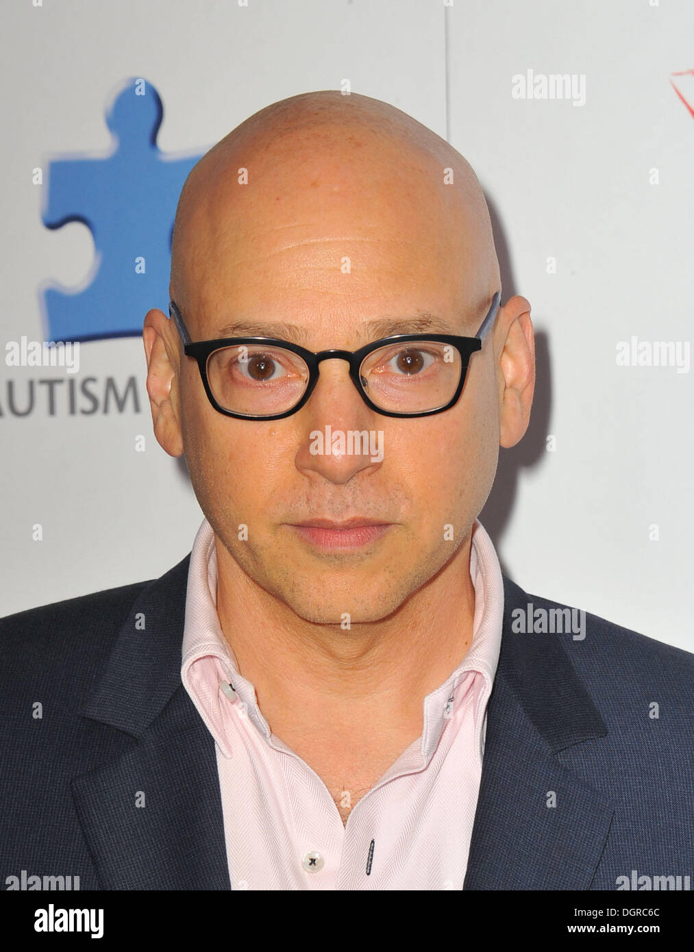 Los Angeles, California, USA. 24th Oct, 2013. Evan Handler attending ...