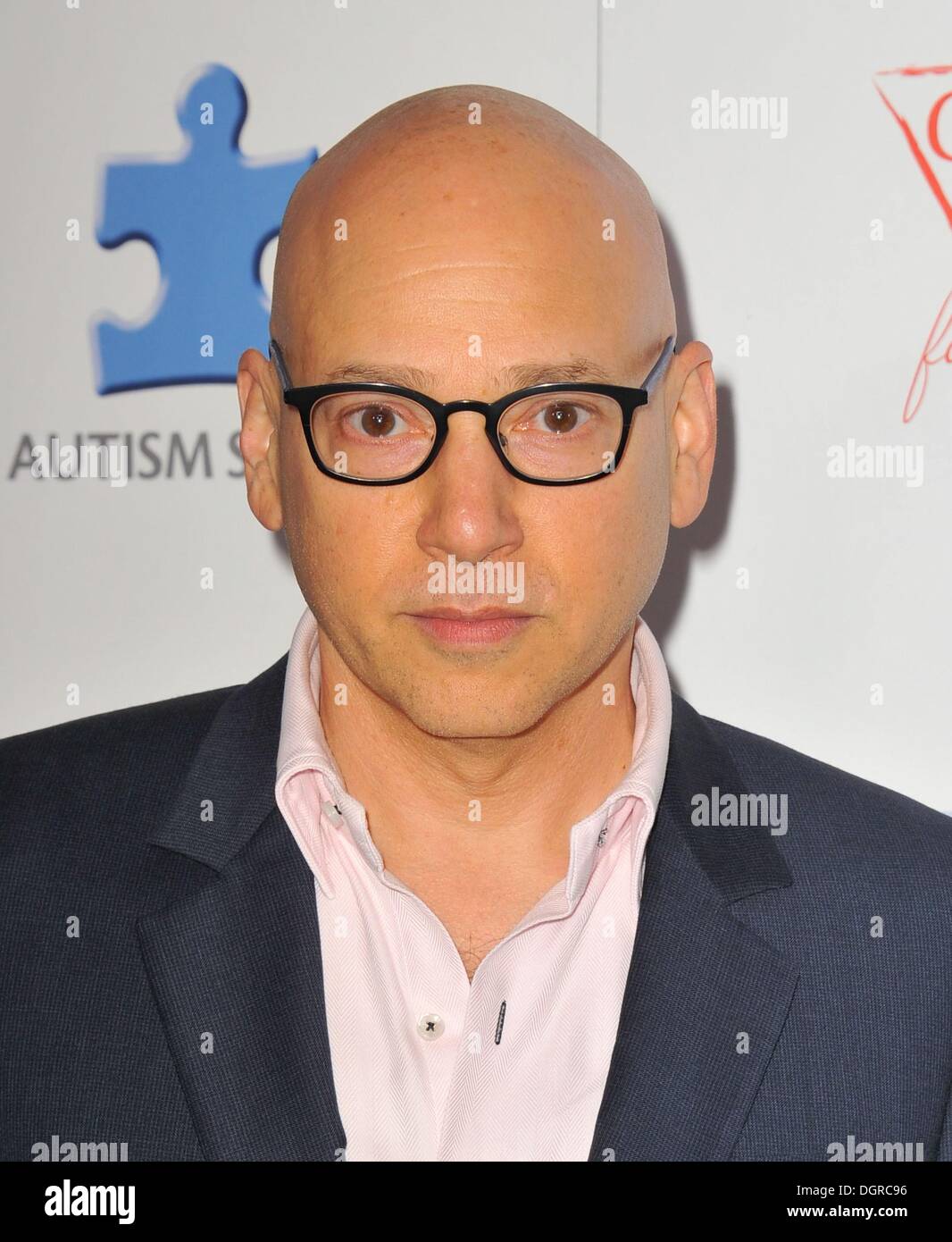 Evan Handler Taps