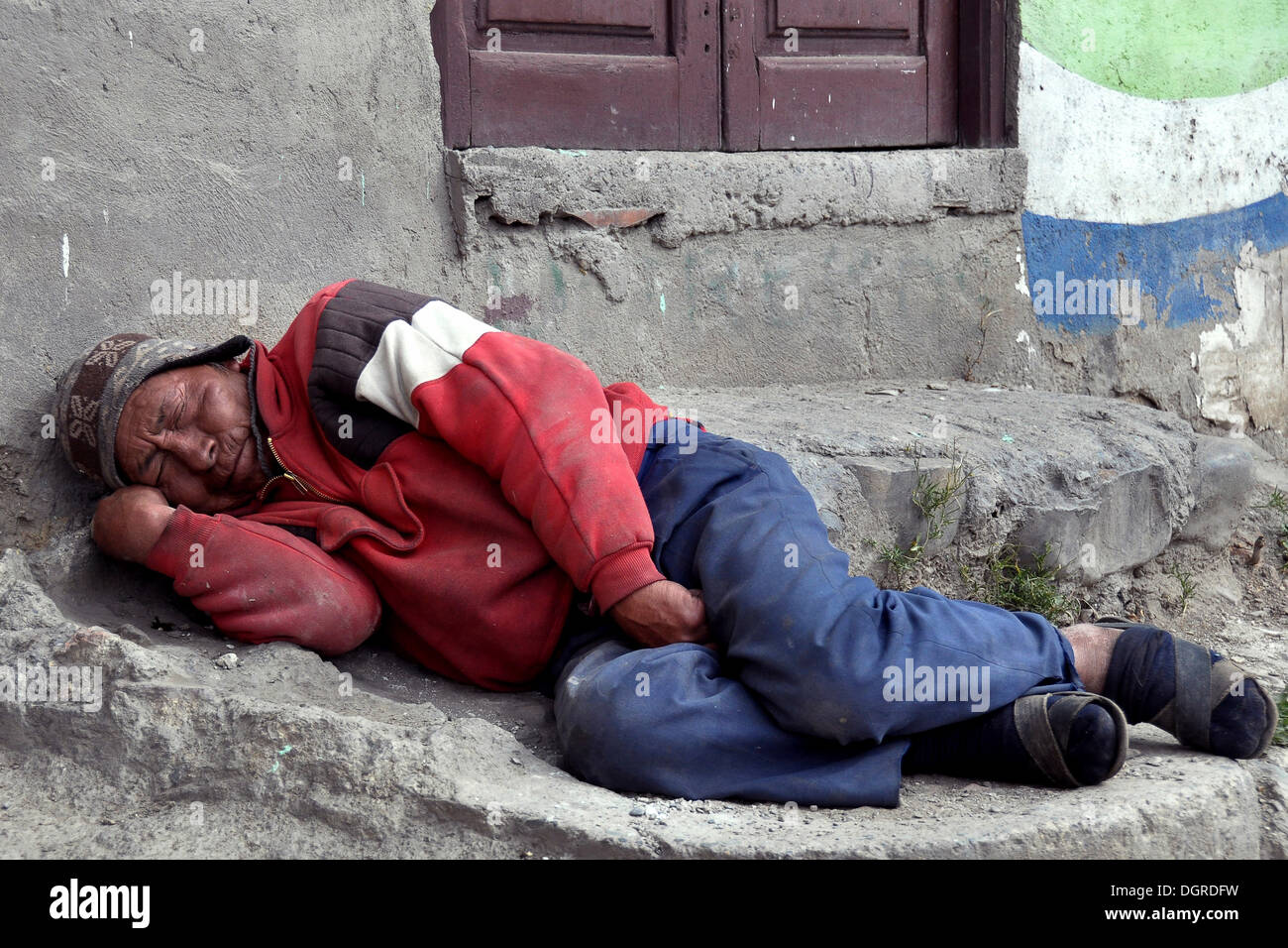 Homeless man of the indigenous peoples, La Paz, Bolivia, South America ...