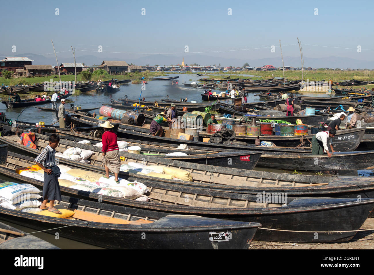 Myanmar, Lake Inle, Large group of boats with goods Stock Photo - Alamy