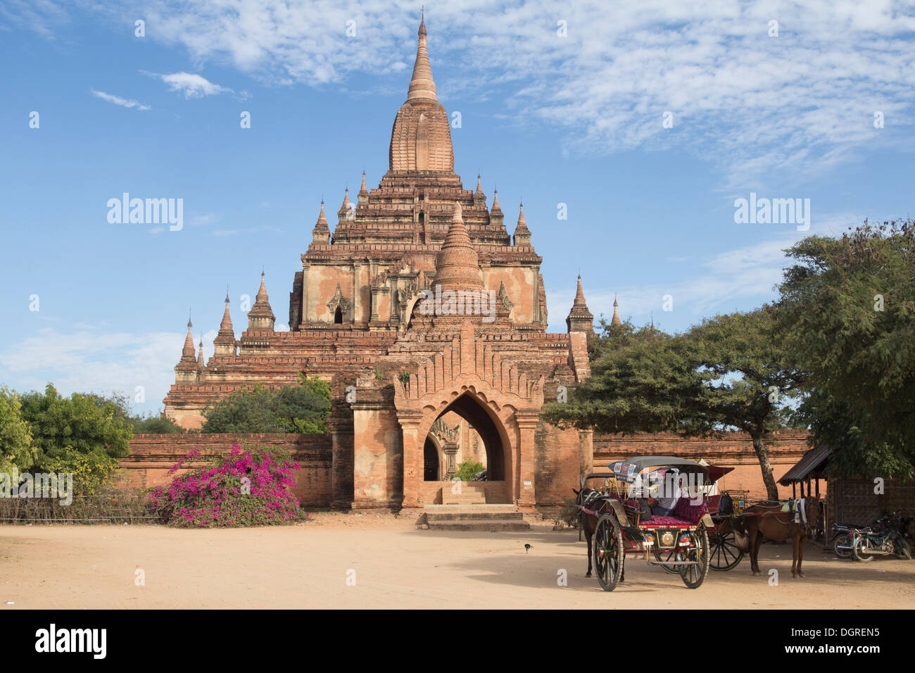 Bagan view hi-res stock photography and images - Alamy